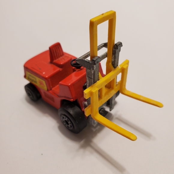MATCHBOX | Other | Matchbox Red Forklift No 5 Die Cast Vehicle | Poshmark